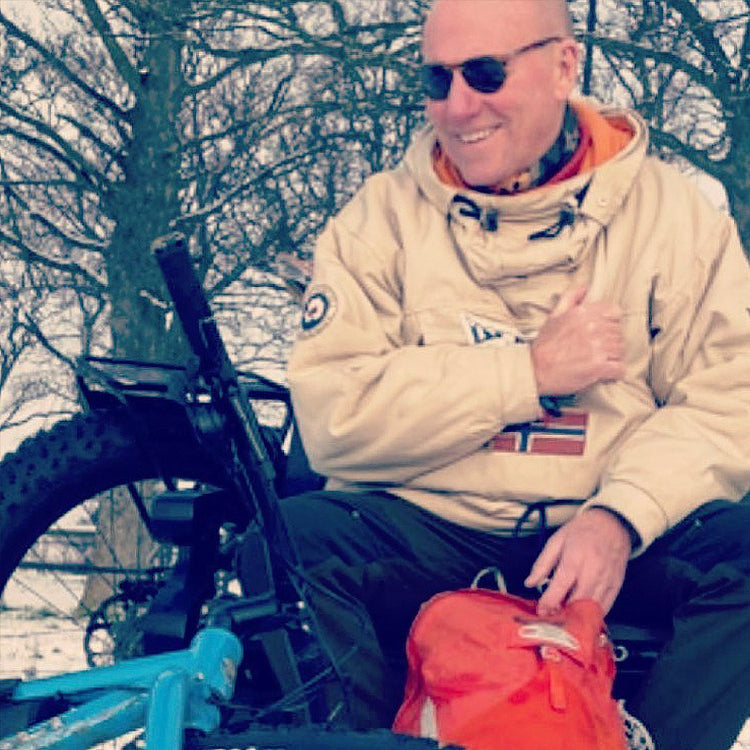 Conquering Summit Style: A Guide to Layering for a Day on the Peak – edo